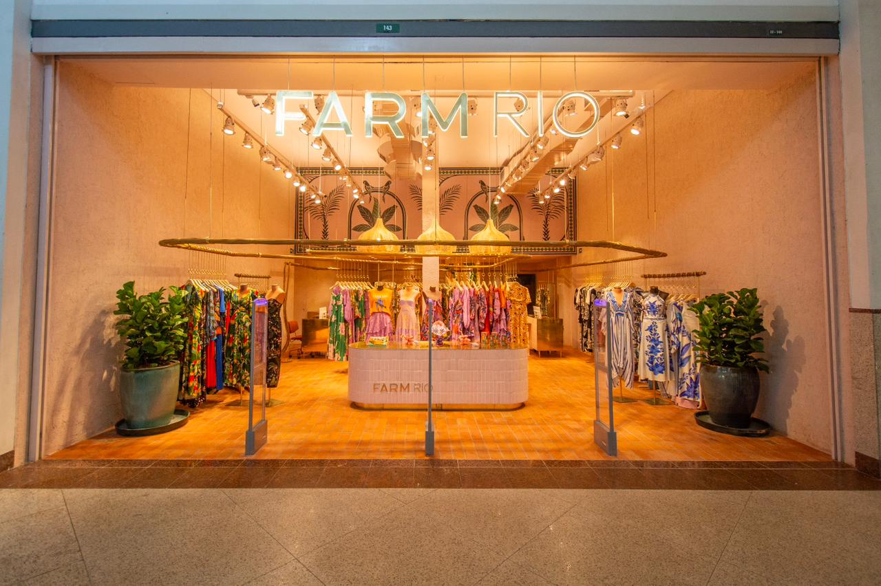 Grife de moda feminina: Feira de Santana ganha primeira loja da Farm ...